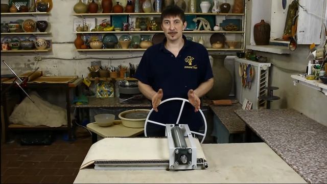 Вводное занятие по работе пластовой техникой на глинораскатном станке