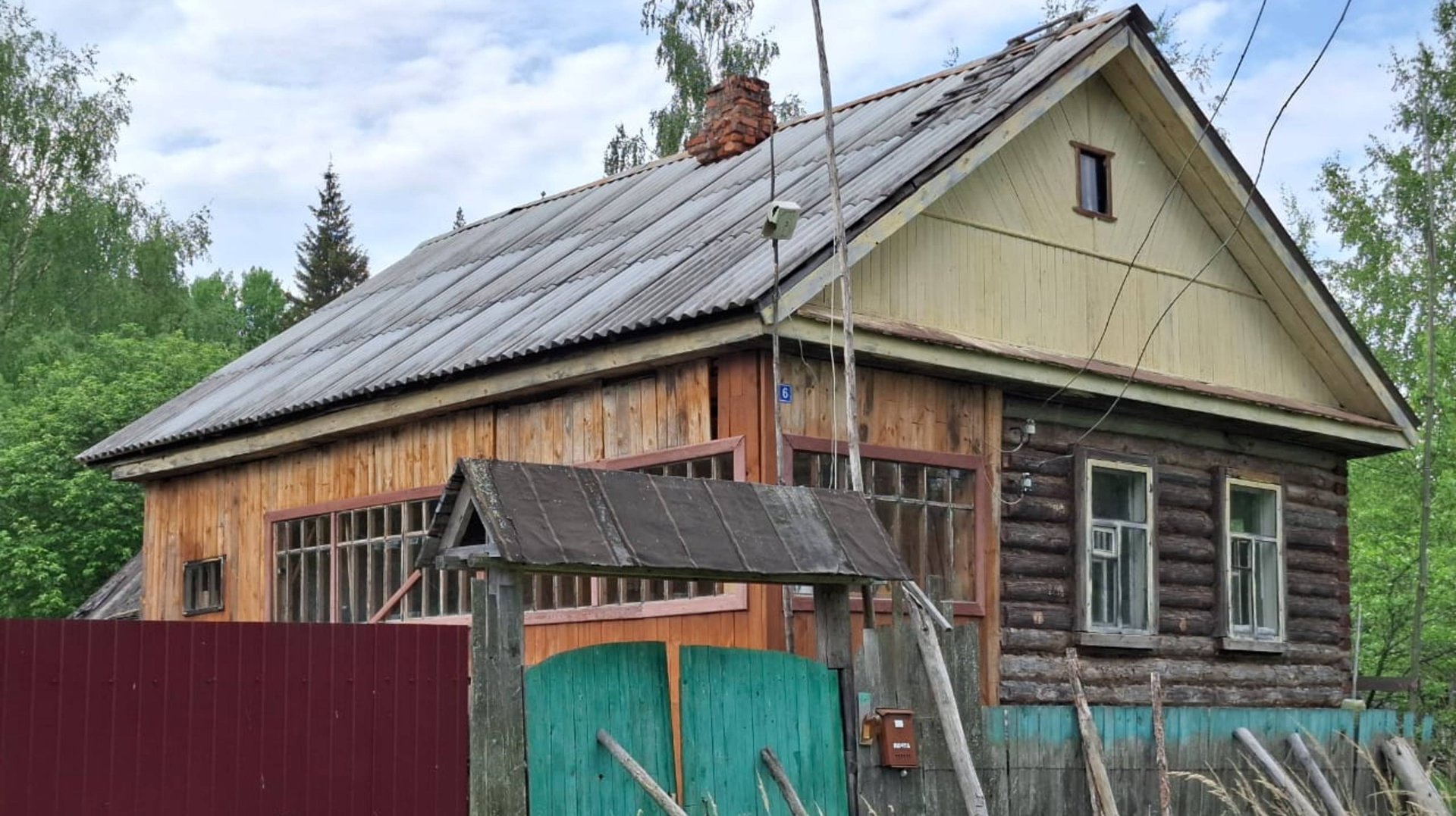 Прогулка по улице в деревне Мезиновский-2. От часовни к дому
