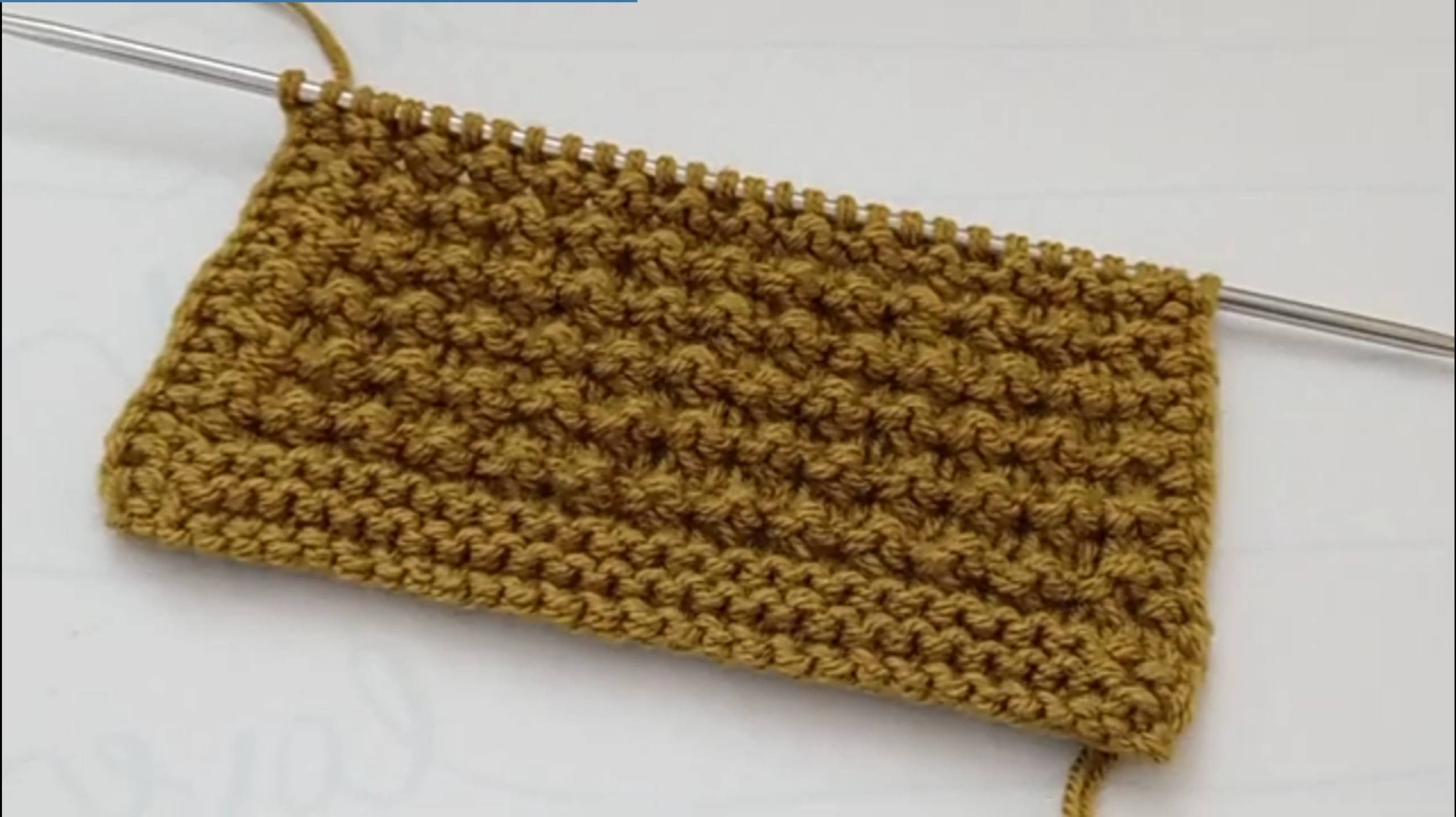 Рельефный узор спицами  "Панцирный".