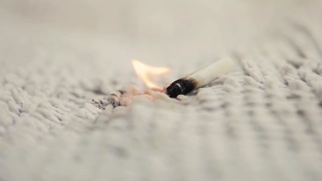 Если курение стало причиной пожара, ты несешь ответственность