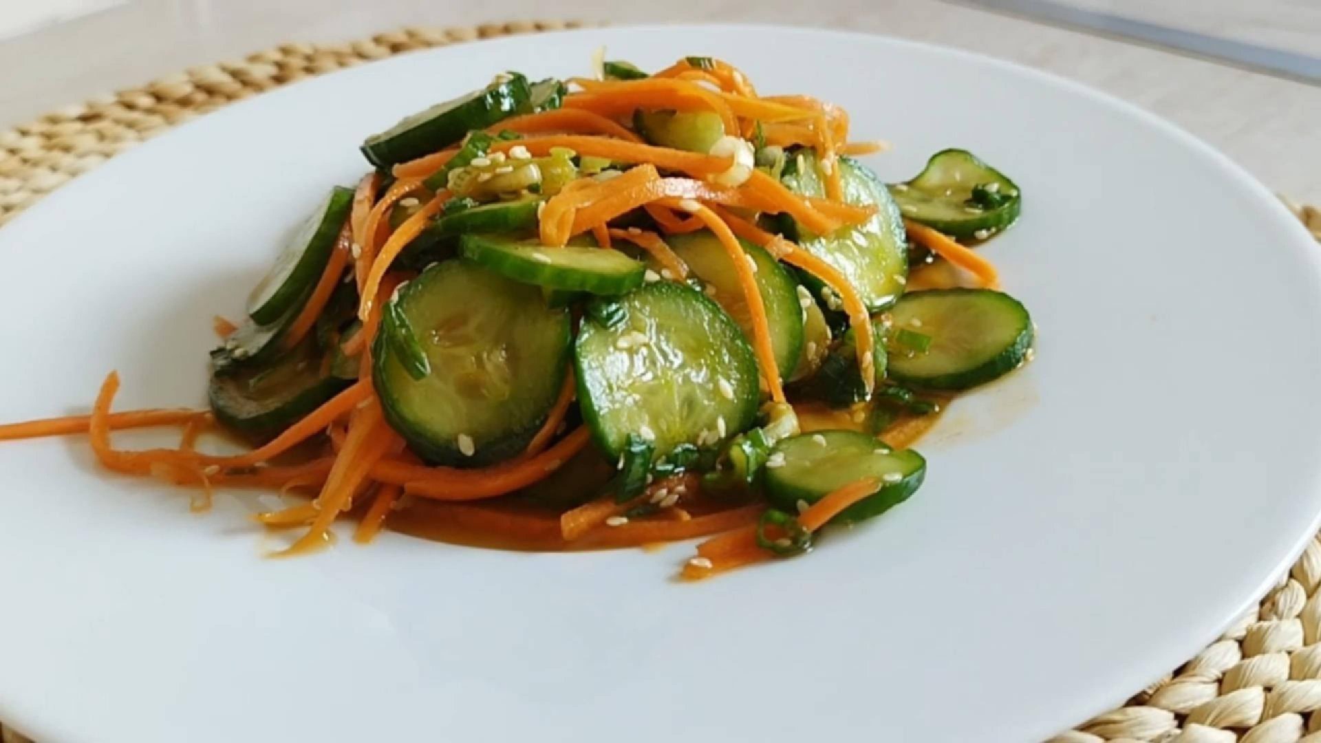 Салат «Похудейка»: Идеальный салат! Ешь сколько хочешь и теряй лишние килограммы 😊