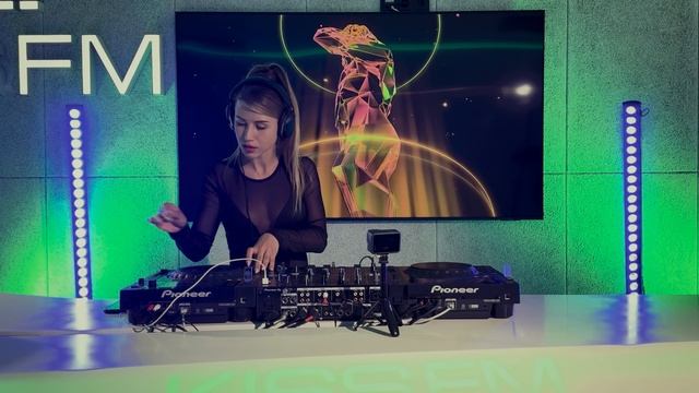KRISMI - TheKissfm Ukraine Live Dj Mix