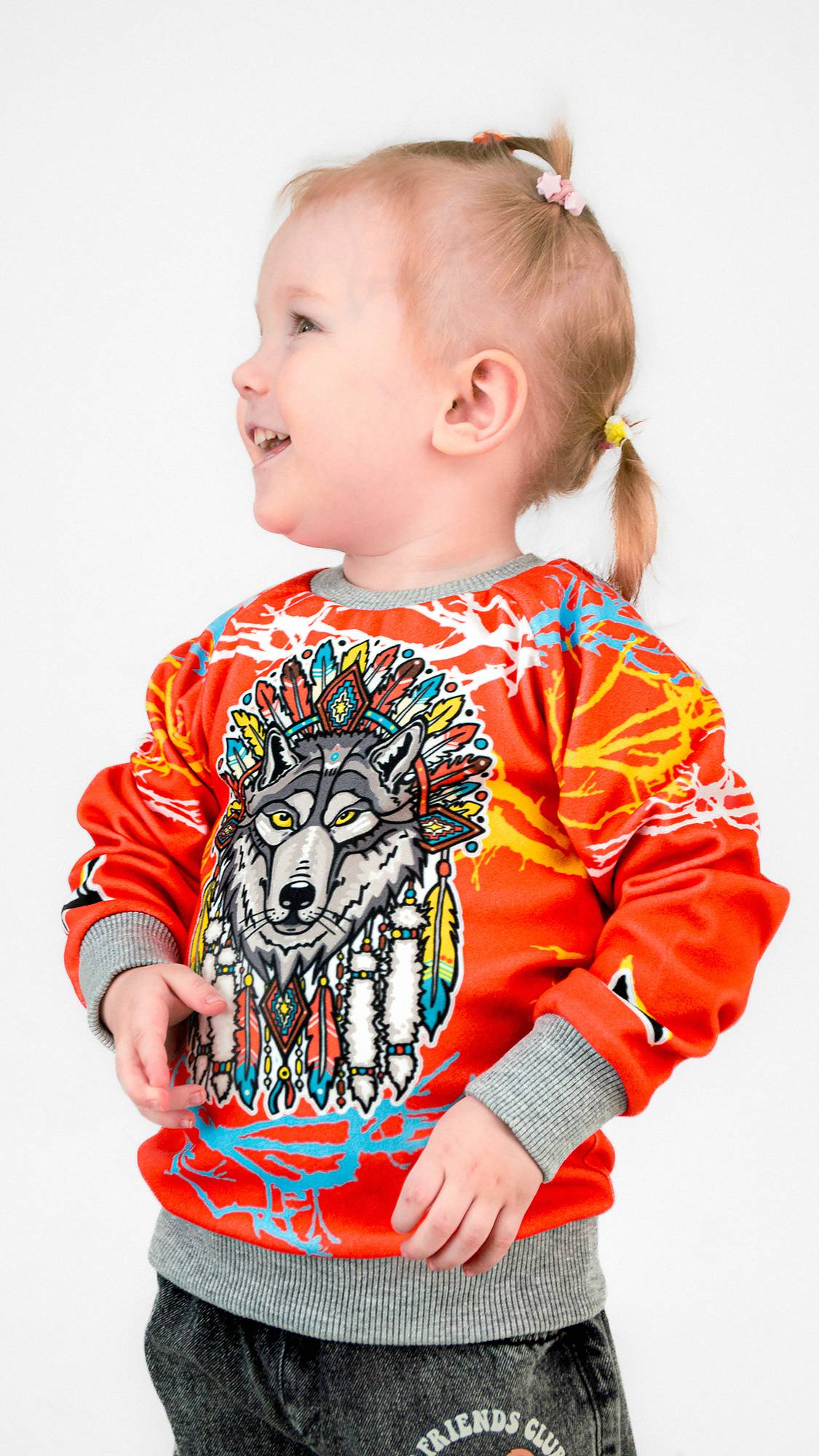 Свитшот детский ВОЛК В ЛОВЦЕ (красный)