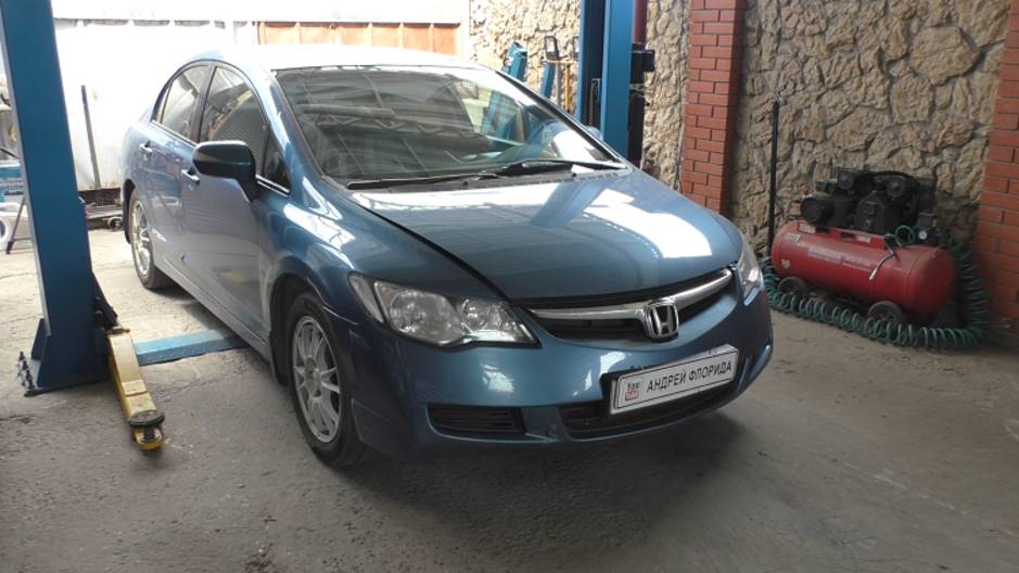 Отключается электроусилитель руля замена блока EPS на Honda Civic 1,8 Хонда Цивик 2008