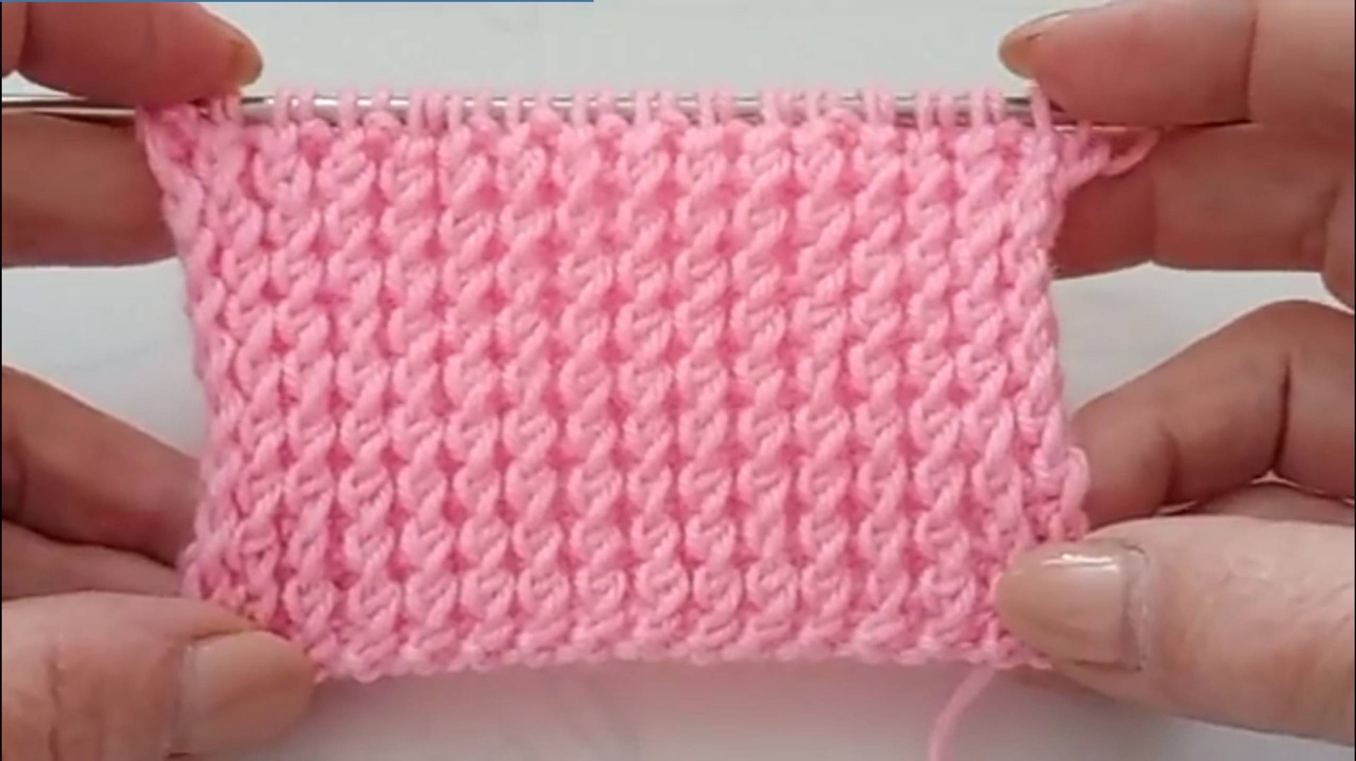 Очень красивый двухсторонний узор спицами. 2 петли и 1 ряд.