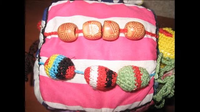 Развивающий кубик для детей своими руками для развития мелкой моторики и сенсорики