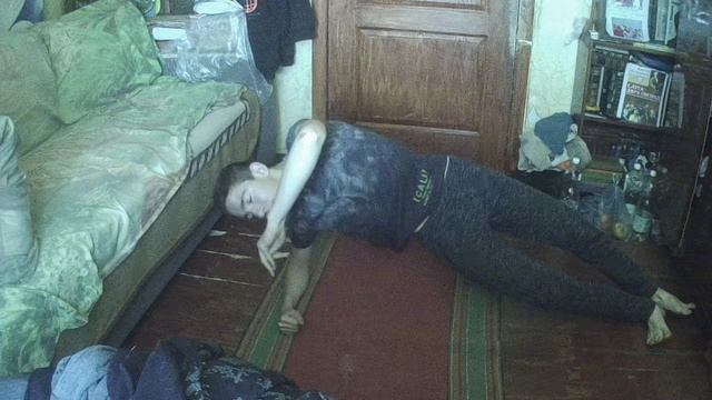 Попытка простоять в планке 2 часа (часть 1)