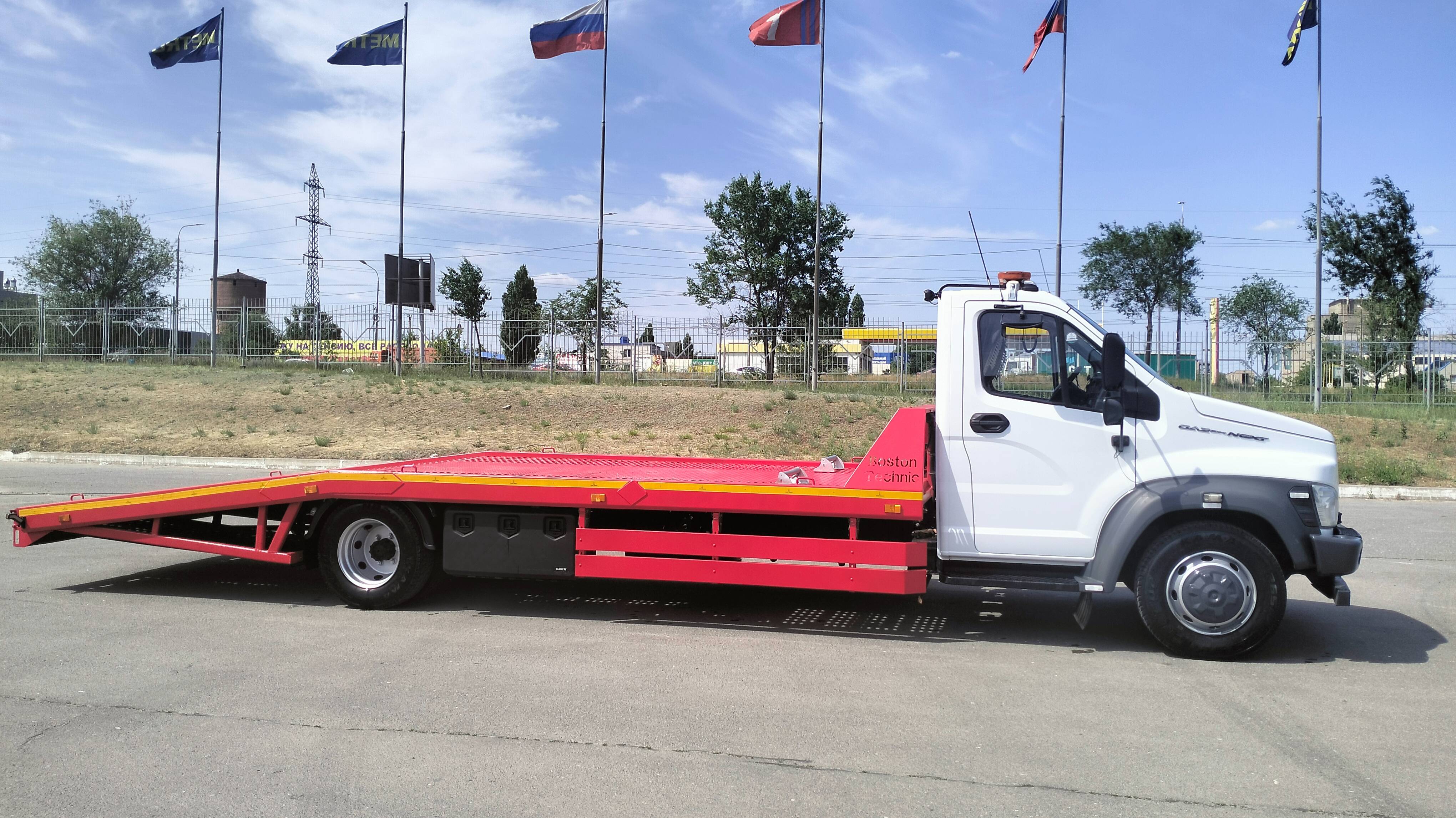 В продаже самосвал Газ Некст эвакуатор Видеообзор автосалон Boston Auto в Волгограде