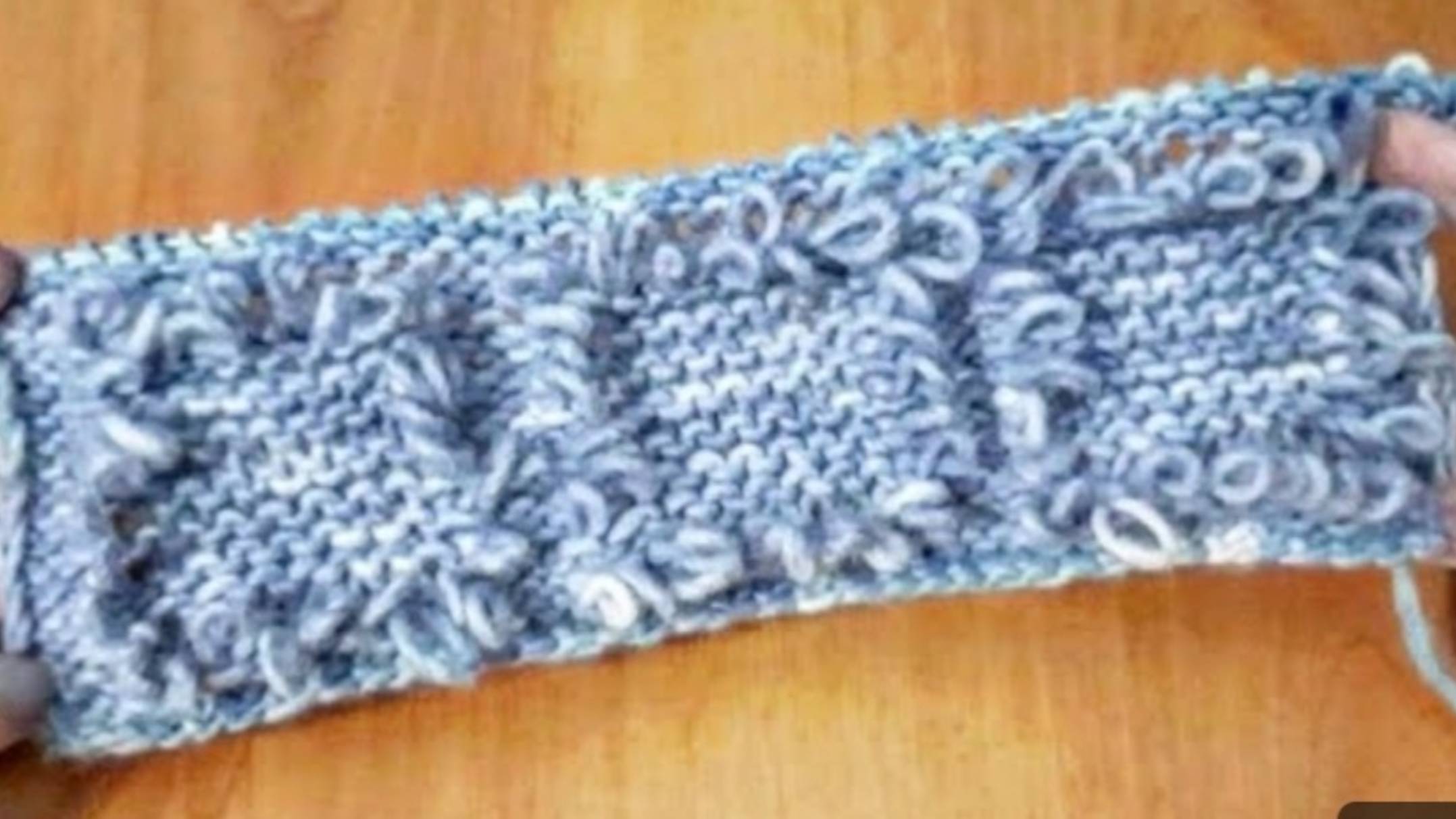 Узор "Квадраты" из петель бахромы.