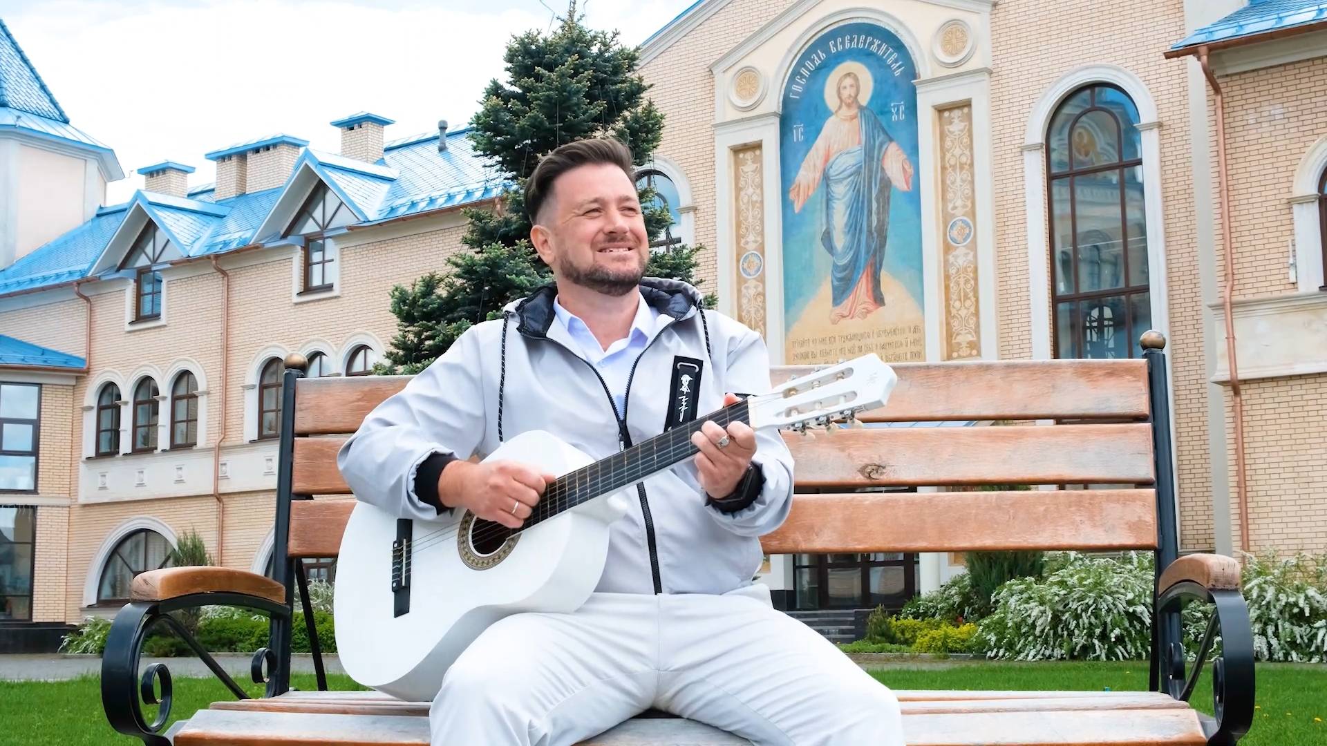 Макс Лобач - "Бог - он самый лучший"