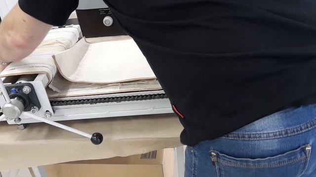 Настольный глинораскатный станок (раскатчик) Никодим