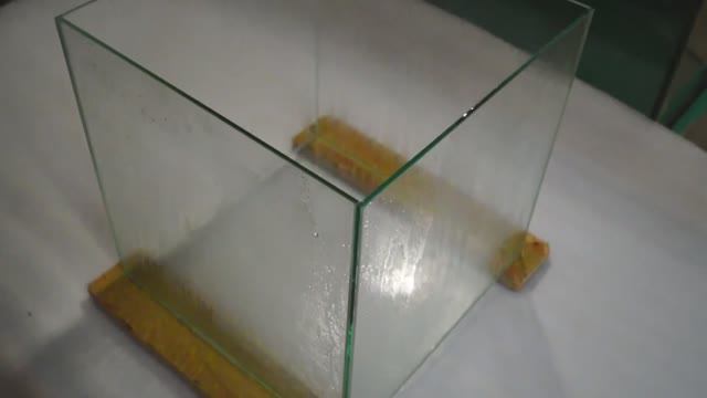 Как сделать ИДЕАЛЬНЫЙ НАНО АКВАРИУМ своими руками за 2 минуты?