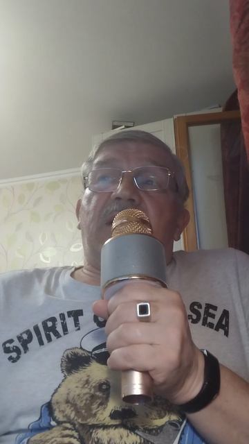 5. Брюнеткам