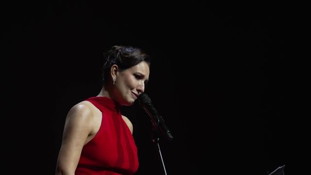 «Не VIP эскорт» — авторская поэзия Natura Moya. Живое прочтение на концерте в Краснодаре