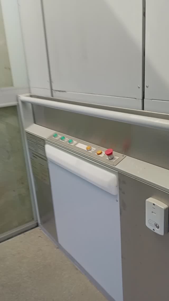 Лифт в подземный переход для инвалидов, пожилых, людей с ограниченными возможностями маломобильных