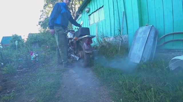 Запуск мотоцикла Восход 2м после долгого простоя