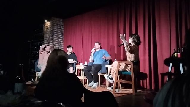 Шоу "Вру не могу" в баре "StandUp Spot"