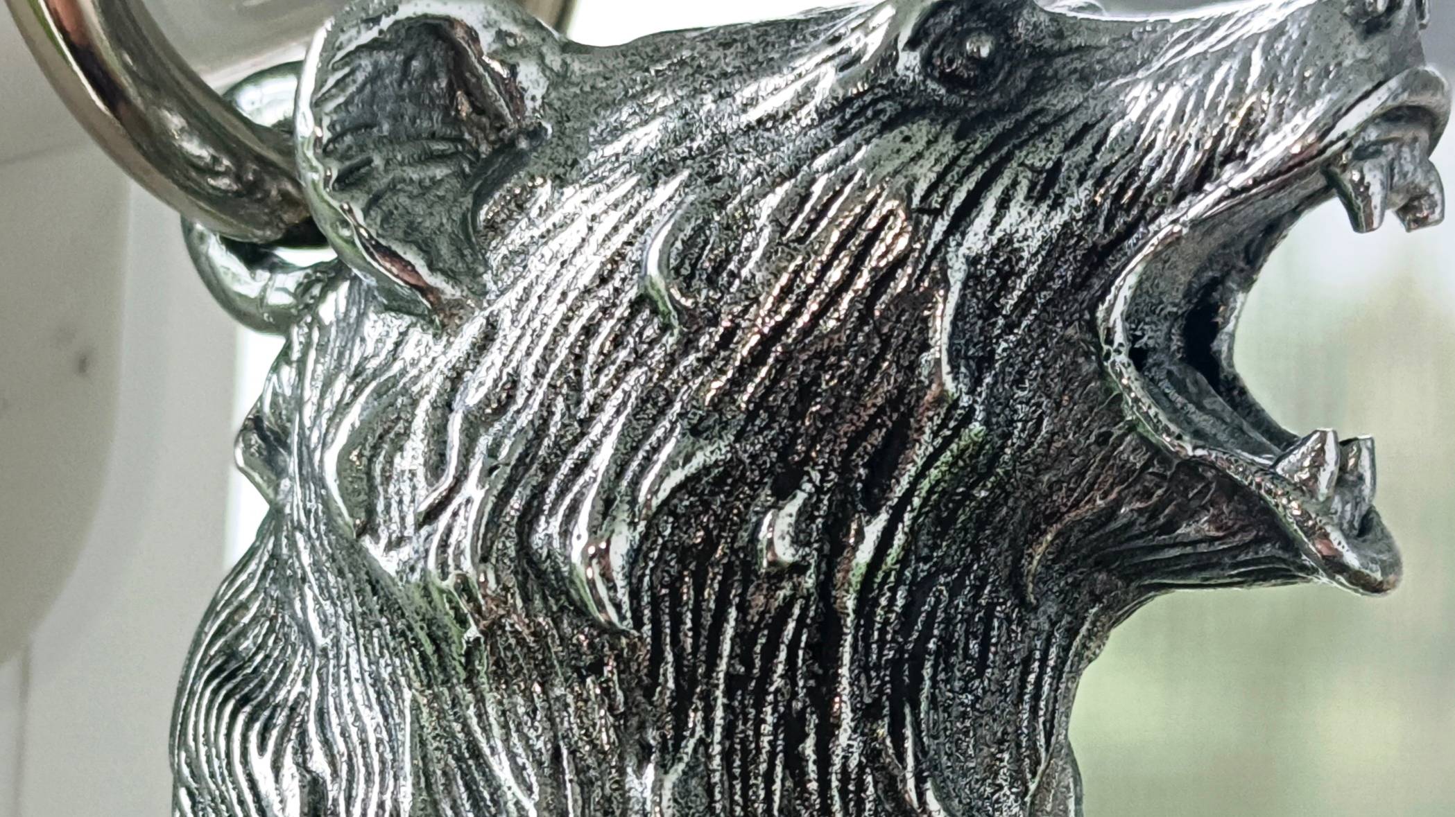 Рожок для обуви Медведь (Сплав дюралюминия, прочный НАНОпластик, и венге)