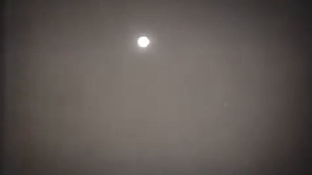 Электрическое поле движущихся зарядов.