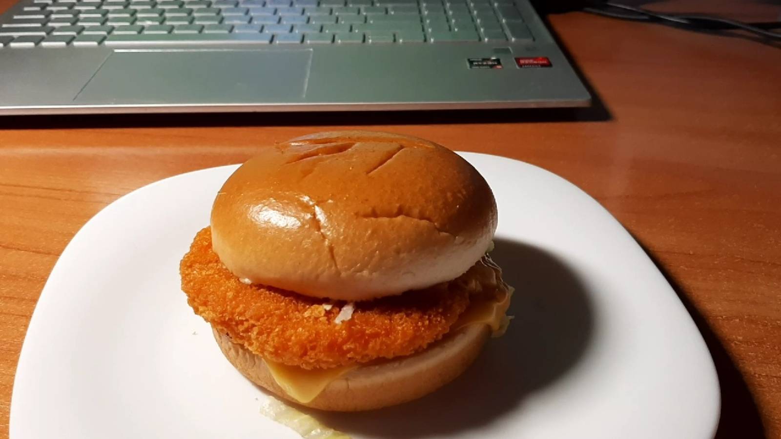 Бургер Из Креветок Атлантик (Новинка) Вкусно - и Точка Москва обзор #обзор