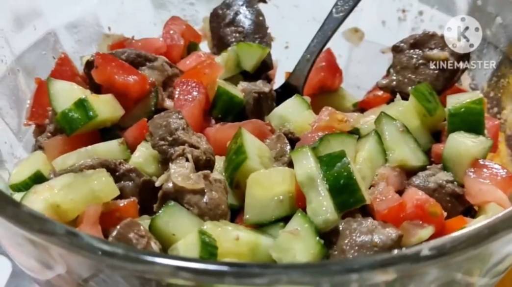 Печеночный салат. Вкуснейший салат с печенью. Рецепт из печени