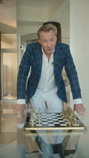 Когда понимаешь, что мнение окружающих — лишь отражение их собственных страхов, ты обретаешь свободу