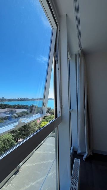 КВАРТИРА от собственника с дизайнерским ремонтом в жилом комплексе "ЖК Бриз" г. Геленджик