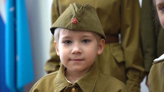 Страницы Победы: "У солдата выходной" поют сотрудники филиала "Тепло Территории"