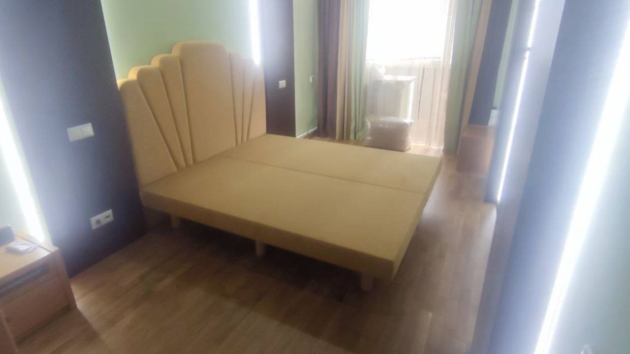 Кровать Лацио в медовом цвете