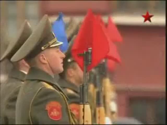 7 ноября 2008 года. Торжественное шествие в честь годовщины легендарного военного парада 1941 года.