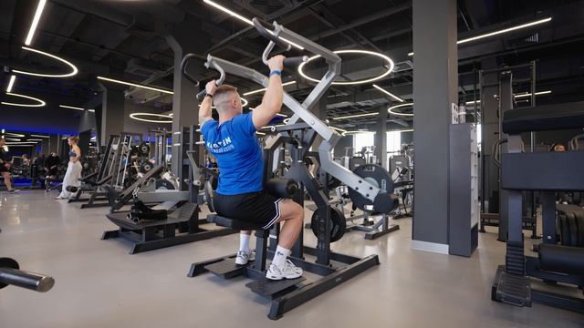 Тренажер D610 Тяги сверху через стороны