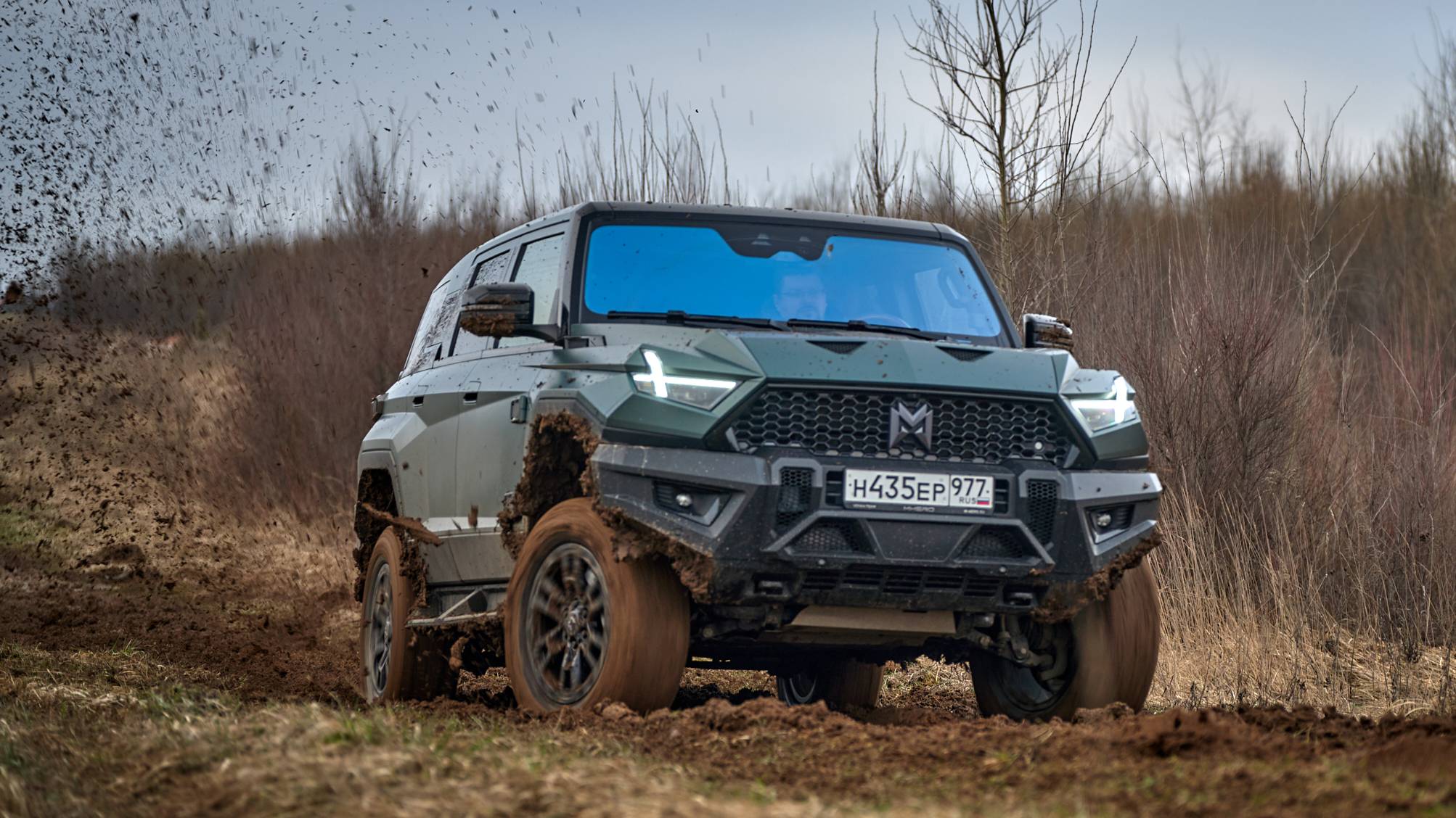 В режиме выброса грязи: 1050 Нм гибрида Dongfeng M-Hero 917 EVR