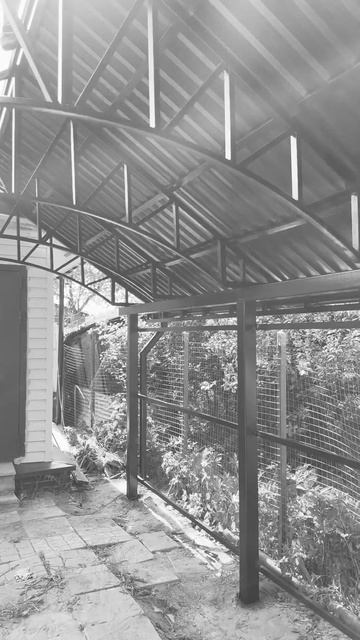 Двускатный навес с кровлей из профлиста #спецкаркас #навесы