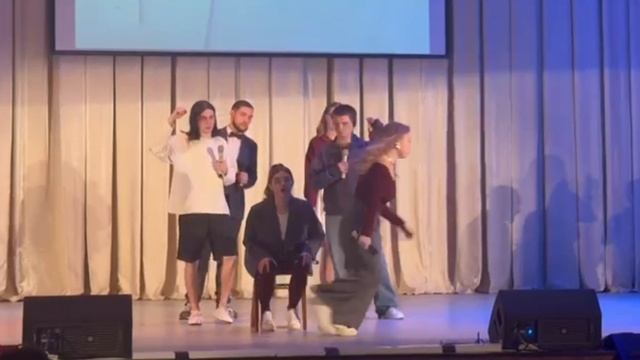 А мы играем в КВН.mp4