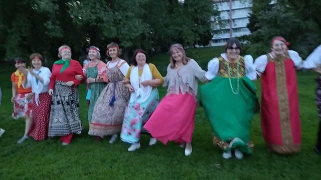 Кристалл-18. Хоровод для всех заряжает на успех!