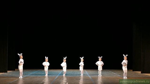 Театр танца "Сапфир" - Зайчики