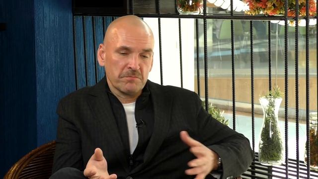 Кофемолка - выпуск 11: Михаил Балясников в гостях у Энвиля Касимова