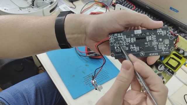 mi robot vacuum mop stytj01zhm нет влажной уборки и не заряжается