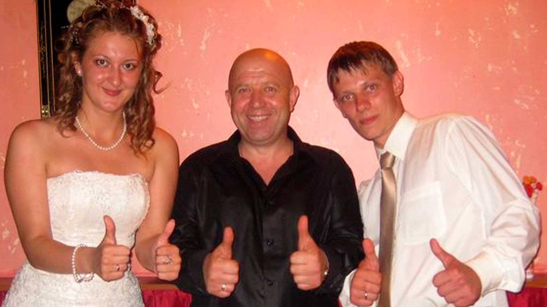 Ведущий Юрий молдаванин проводит свадьбу на русском языке (живёт в Москве, выезжает по Подмосковью)