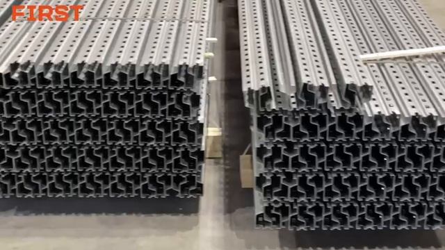 Серийное производство паллетных фронтальных стеллажей FIRST