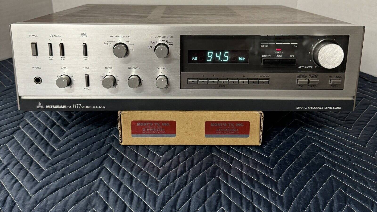 Винтажный Am/Fm стереоприемник Mitsubishi Da-R11-Тайвань -1979-1980-год