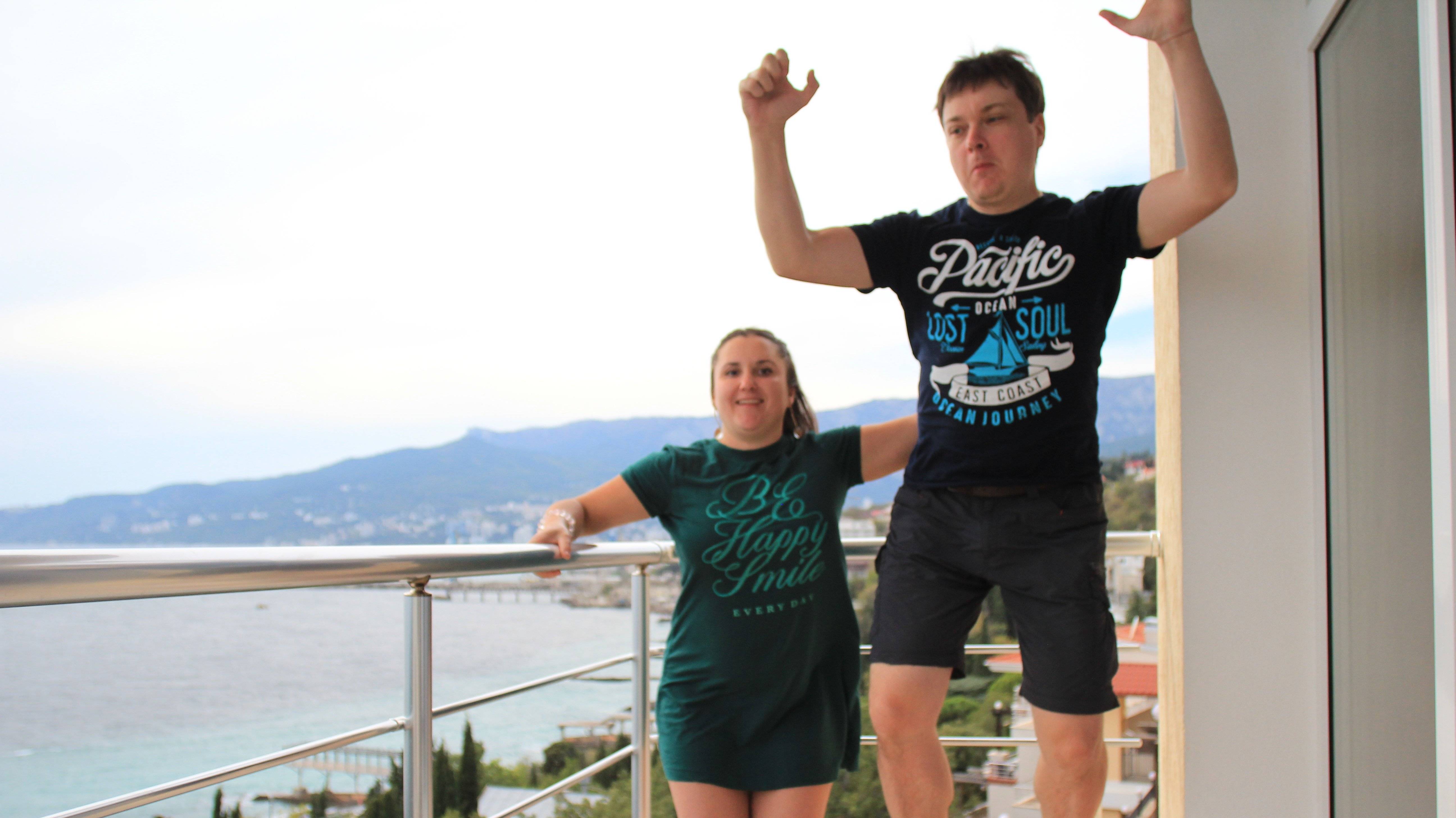 НЕ ОЖИДАЛИ. КРУТОЙ ОТЕЛЬ  В ЯЛТЕ И ВИДЫ В ОКТЯБРЕ