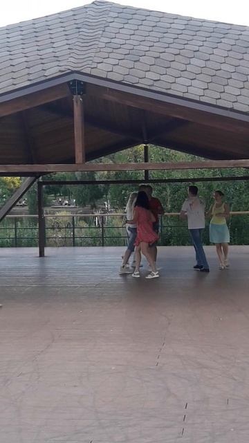 Самба-румба-ча-ча-ча!!! :)))