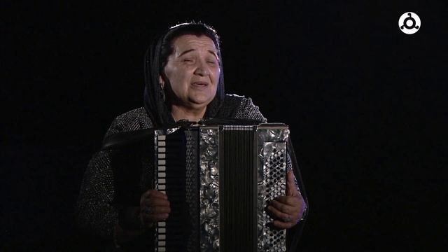 Дега оаз.  Бантаева Таус (пандарче)