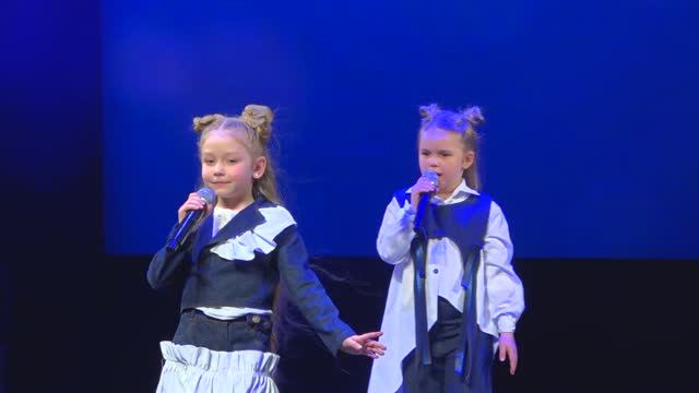 Шоу-группа Бадабум - Тополиный пух