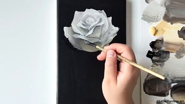 Как нарисовать белую розу на тёмном фоне