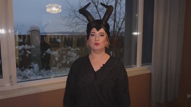 Поздравление одним словом на корпоративном вечере. Анастасия Милованова