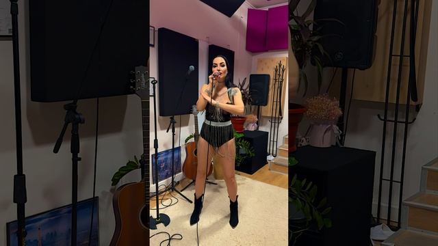 Мало половин - Бузова