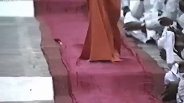 Саи Бхаджаны

Успокаивающие бхаджаны, посвященные Дэви - Богине Матери🌺