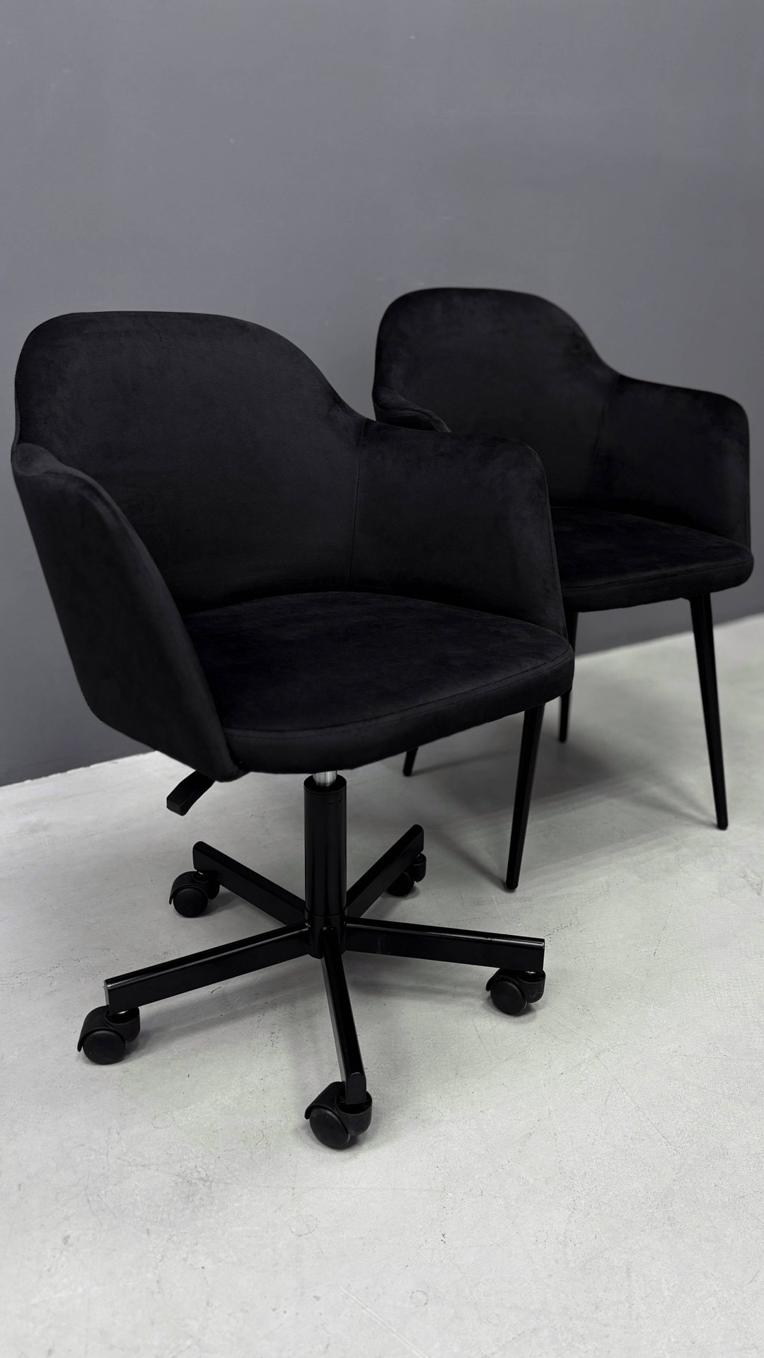 Комплект стульев мастера и клиента "Манго"